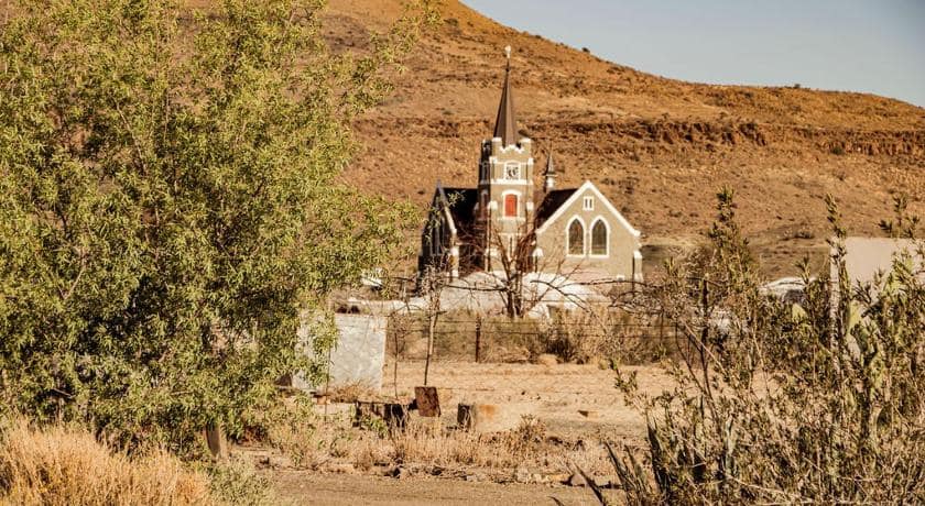 Merweville, 3 things to see and a great meat lovers carnival | Colour ...