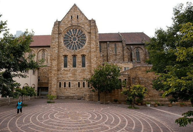 mazes and labyrinths 3 interesting and distinct differences