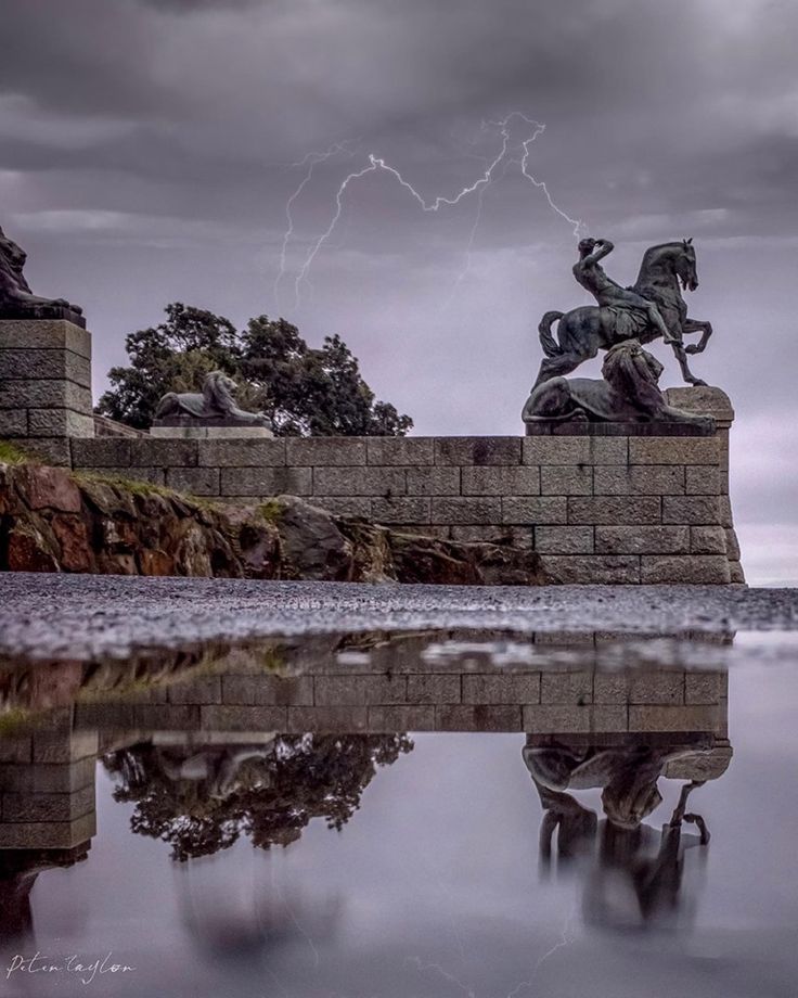 Rhodes Memorial | Colour Dots Rhodes Memorial